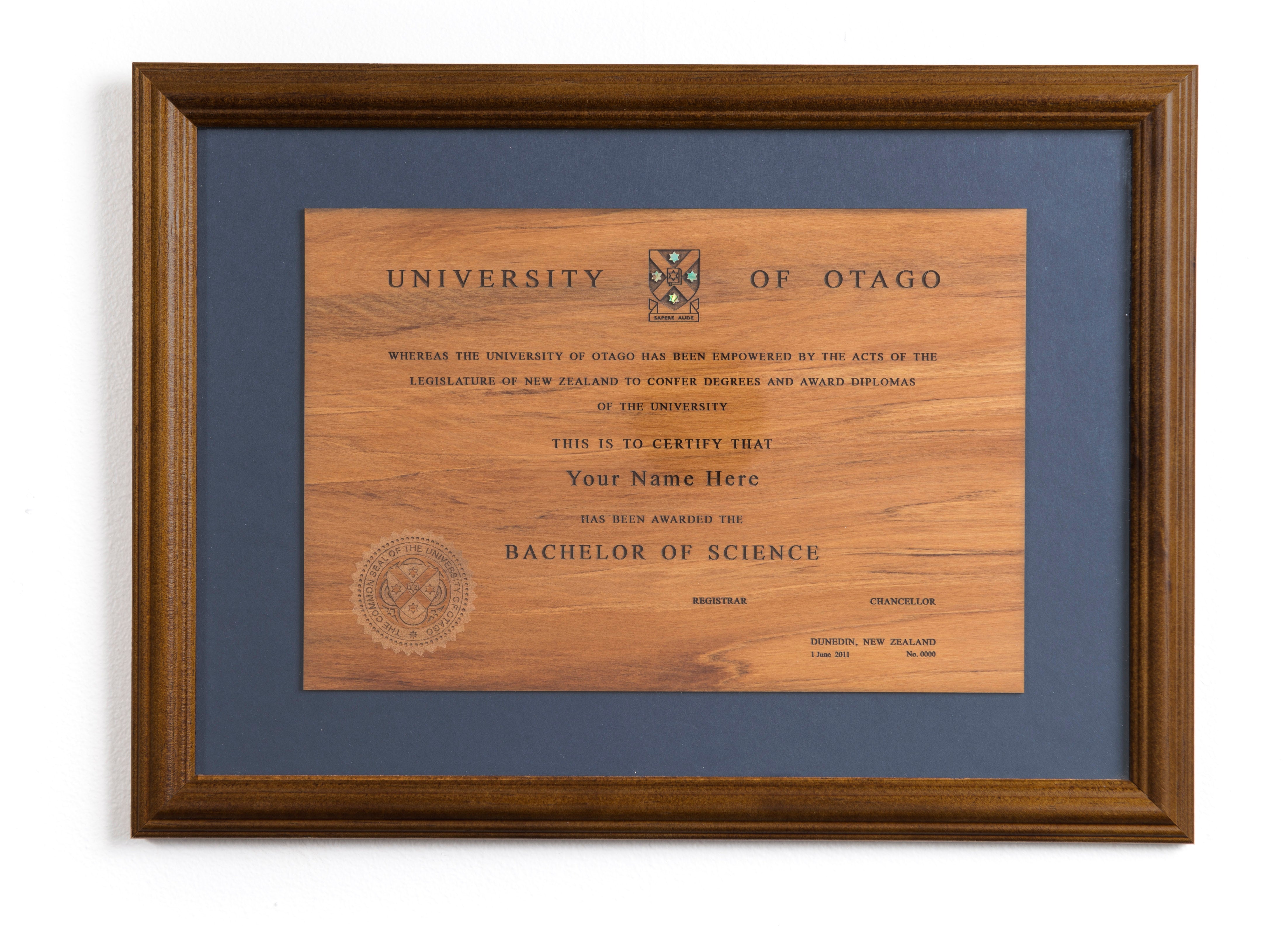 Rimu Degree (Engraved) – University of Otago Online Shop